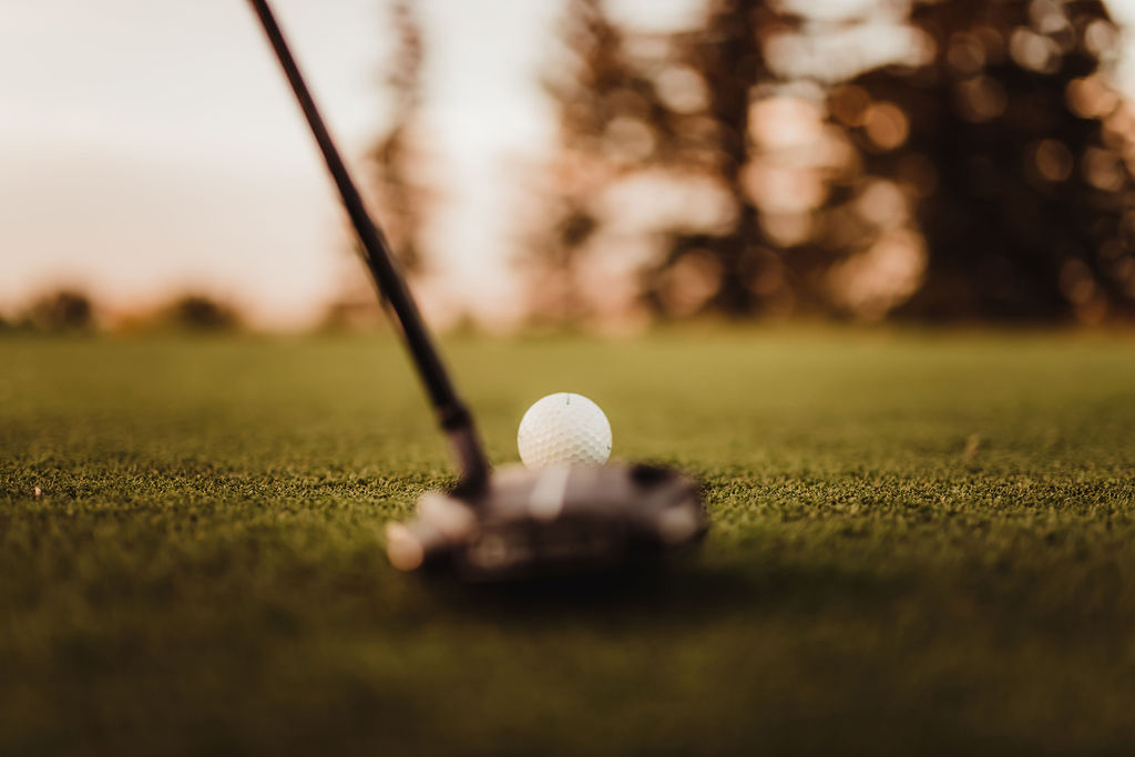 Take Golf Lessons in Calgary from Certified Pros | The Winston